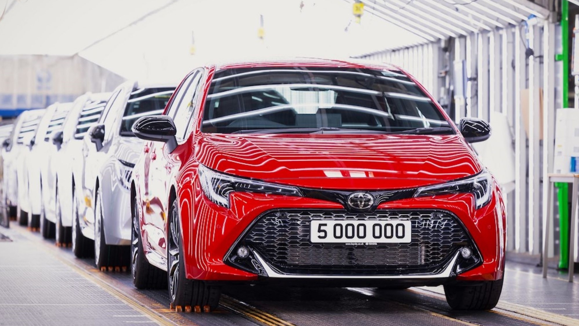 Los coches híbridos son los más deseados en España, con Toyota a la cabeza