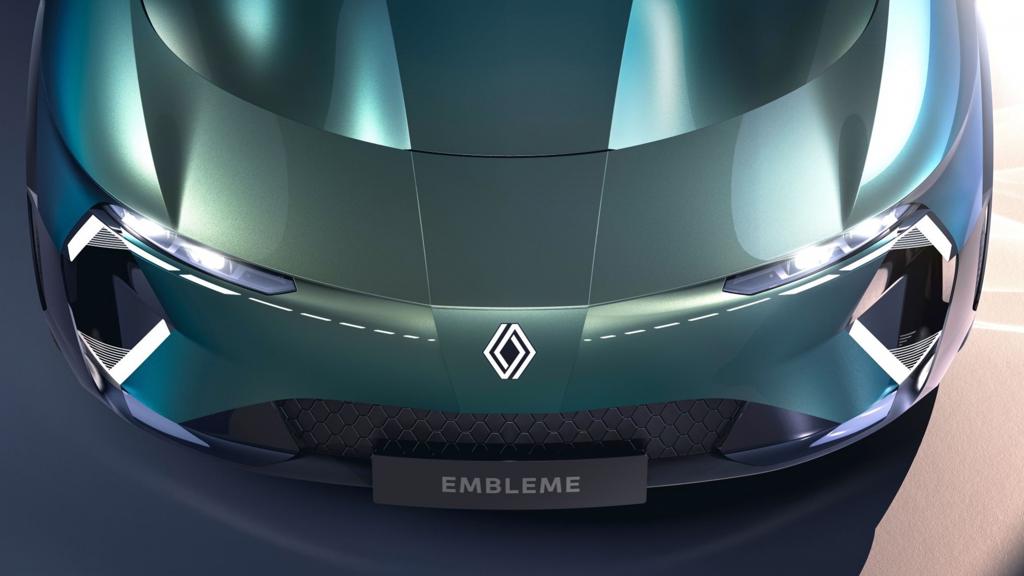 Renault Emblème: el coche eléctrico e híbrido de hidrógeno con 1.000 km de autonomía