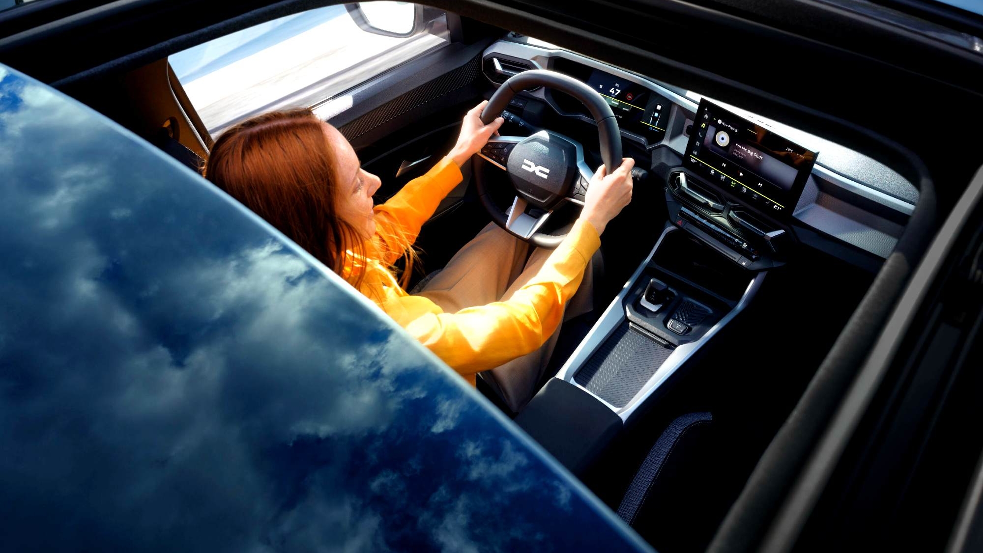 Es el SUV híbrido más barato del segmento C, con 700 litros de maletero ...