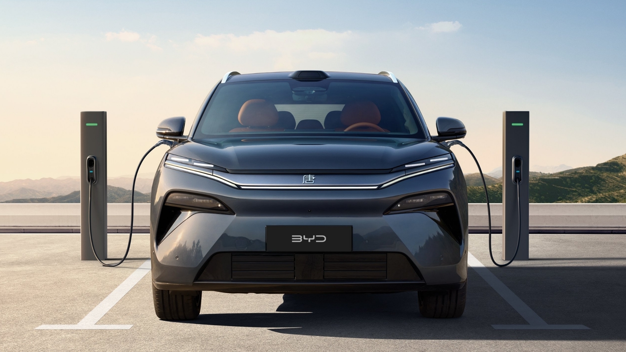 El nuevo objetivo de BYD es destrozar a Tesla con red de carga más ...