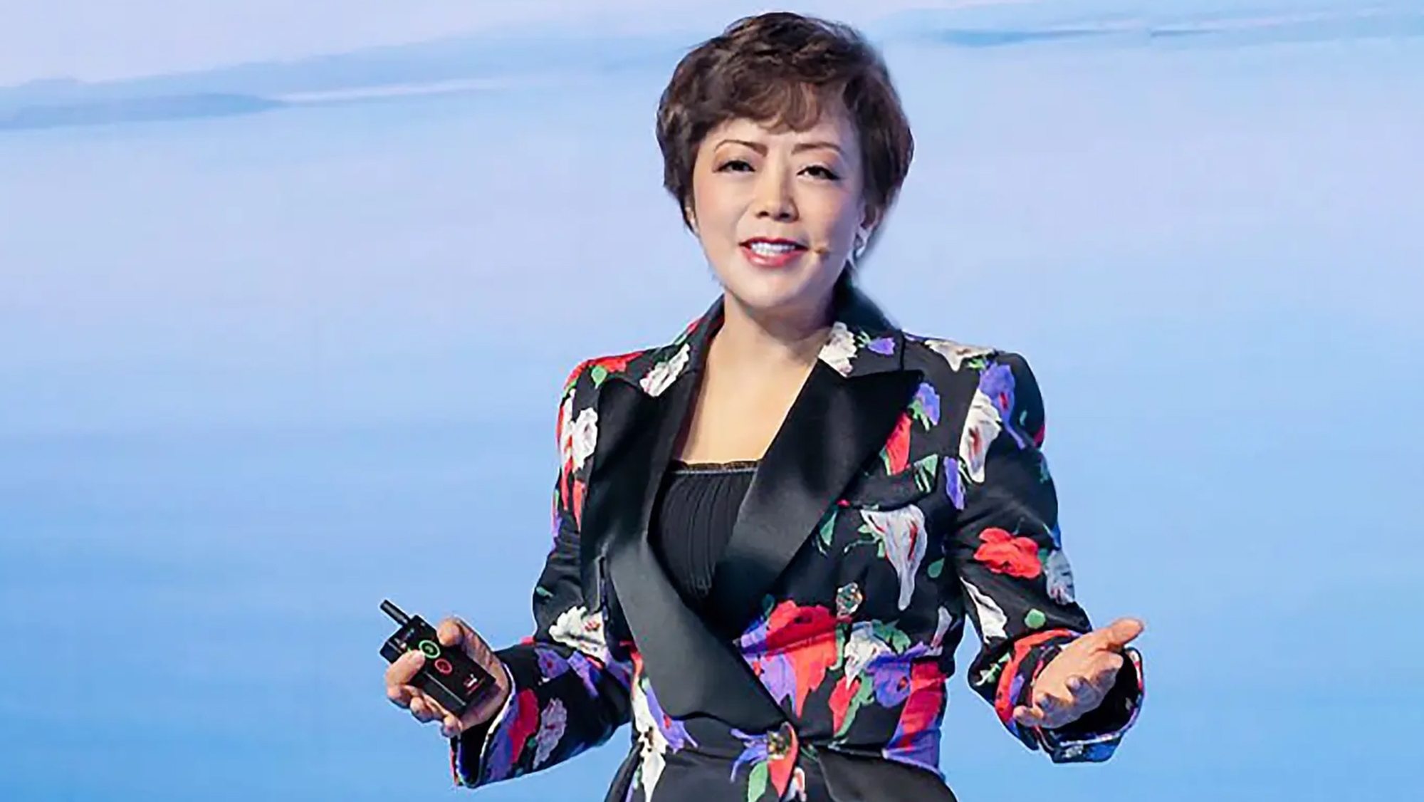 Stella Li, vicepresidenta de BYD, calienta motores para la llegada de ...