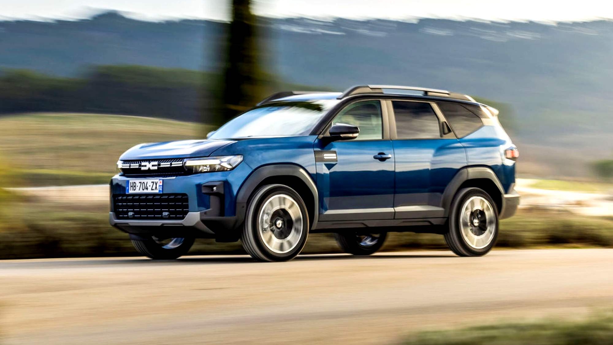 Dacia triunfa en el segmento C y apuesta por más modelos híbridos y ...