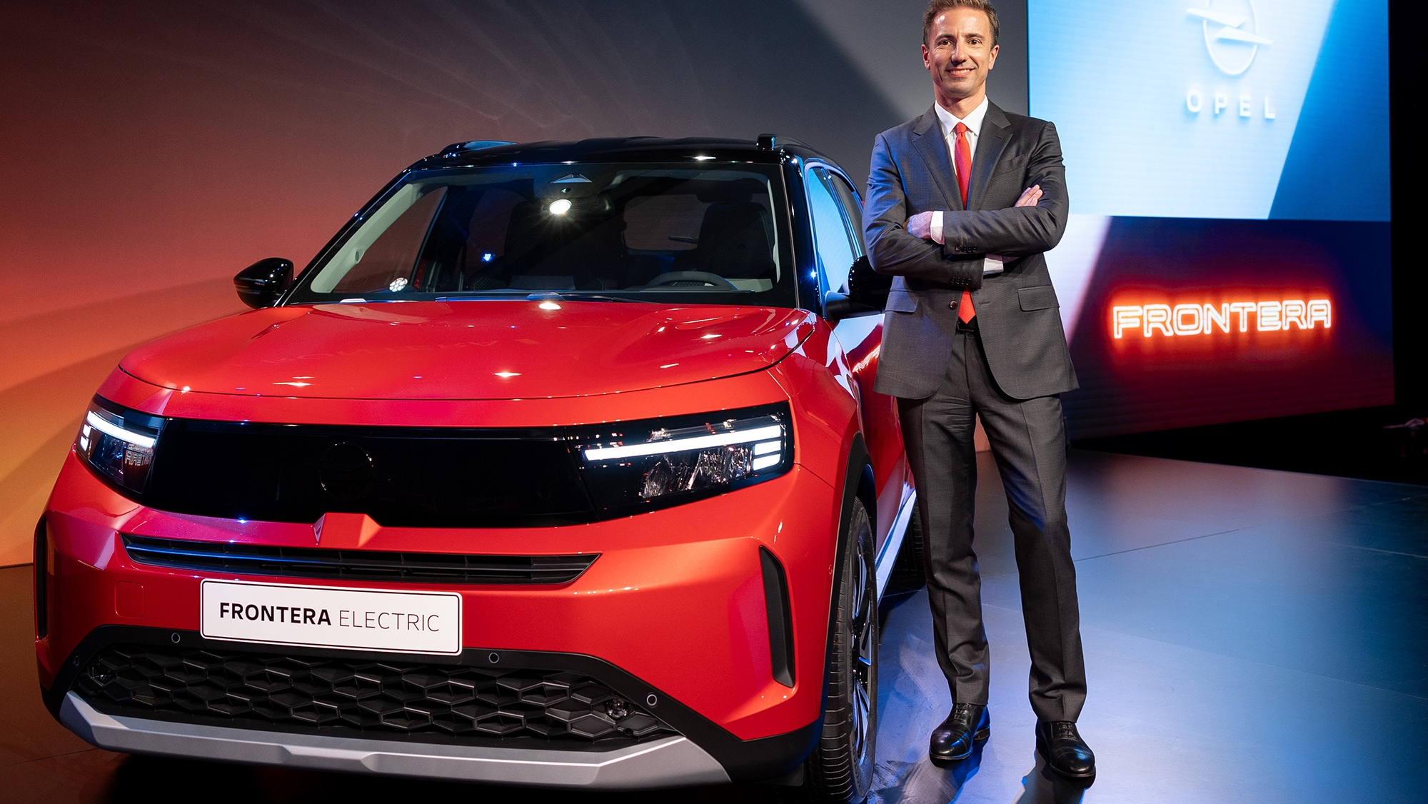 El CEO de Opel, Florian Huettl, dice que “para muchos clientes, el ...