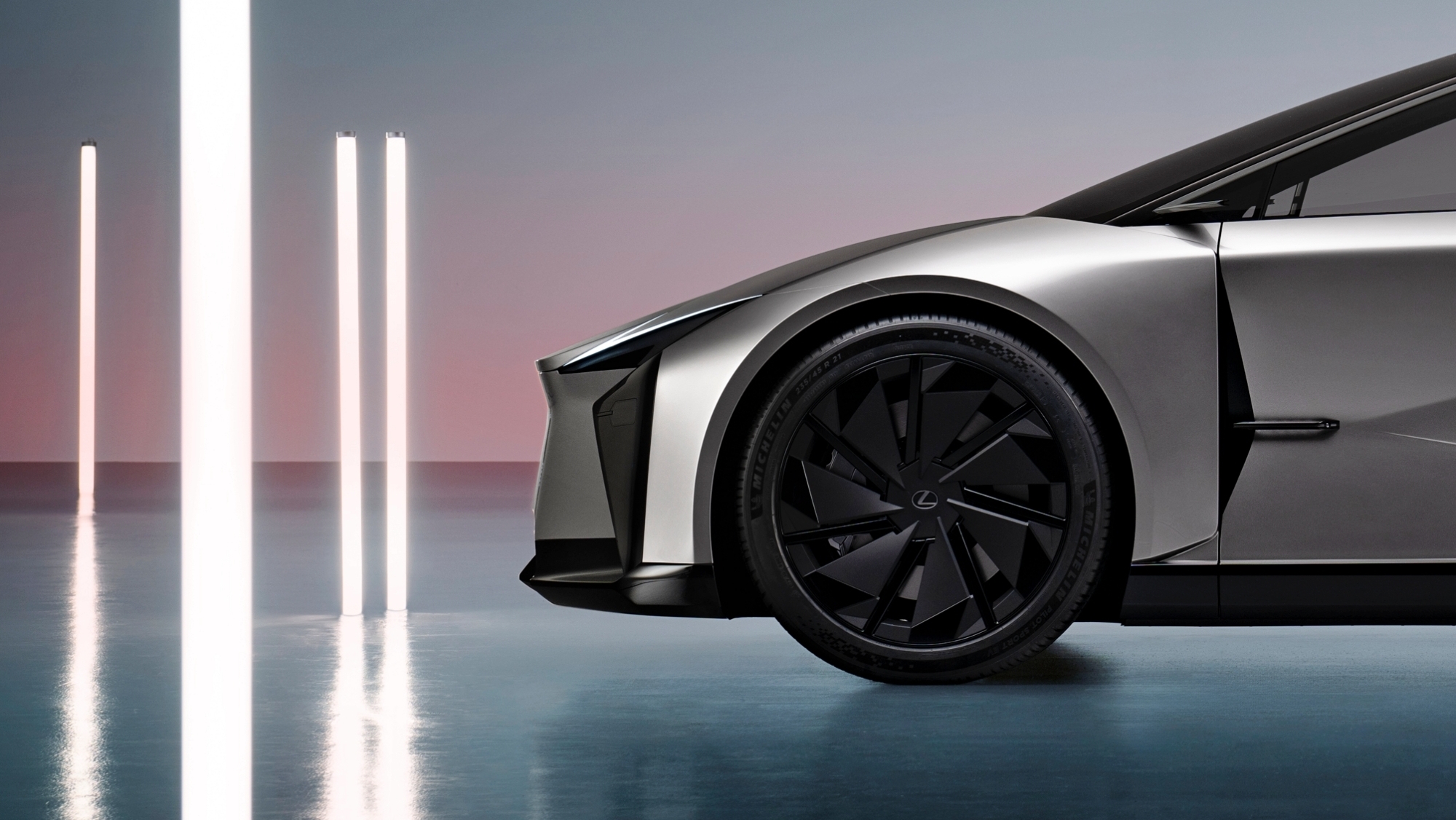 Lexus ZC: así será la berlina eléctrica deportiva que llegará en 2027