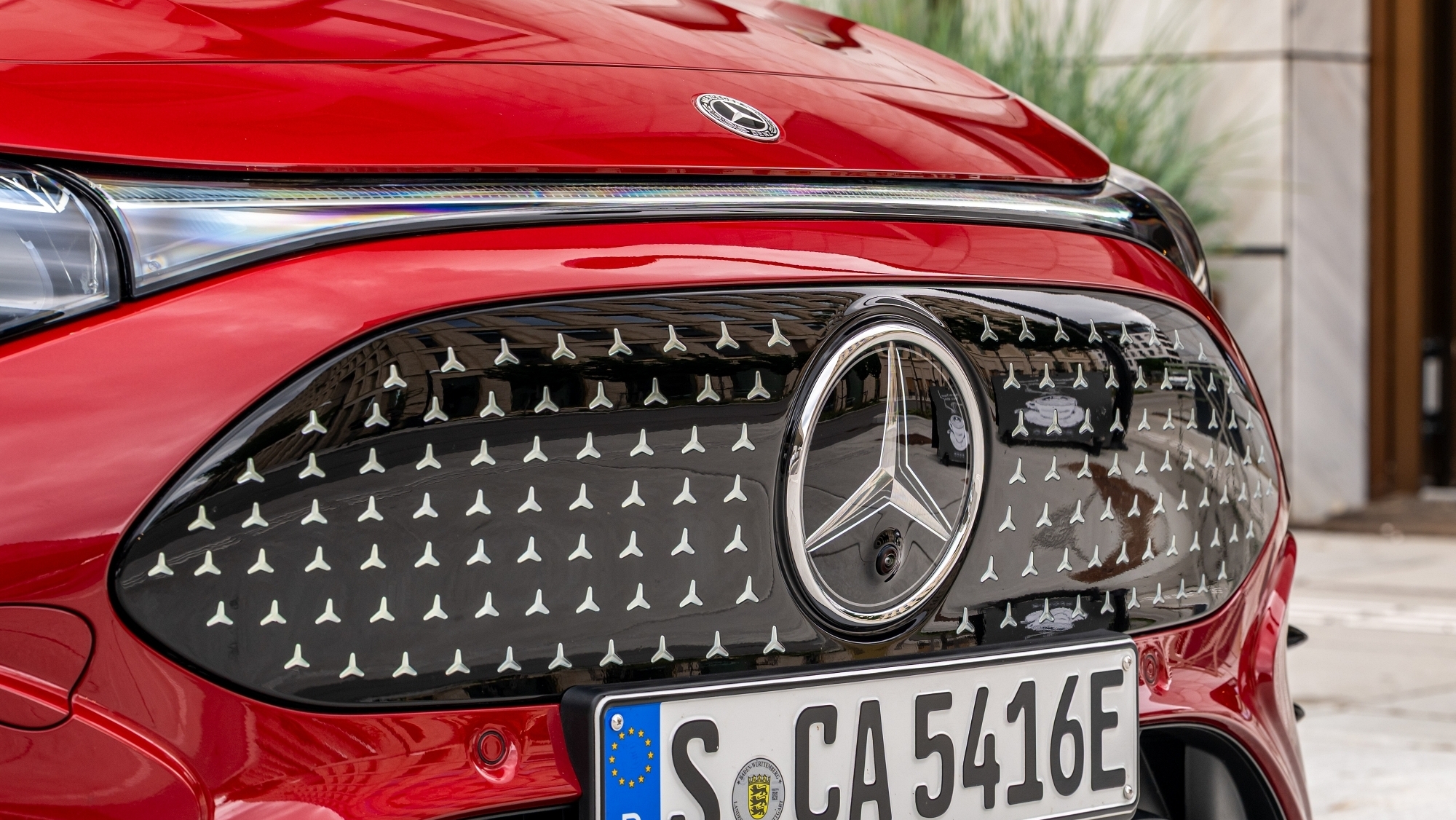 El mejor coche eléctrico de Mercedes es ahora más barato que nunca ...