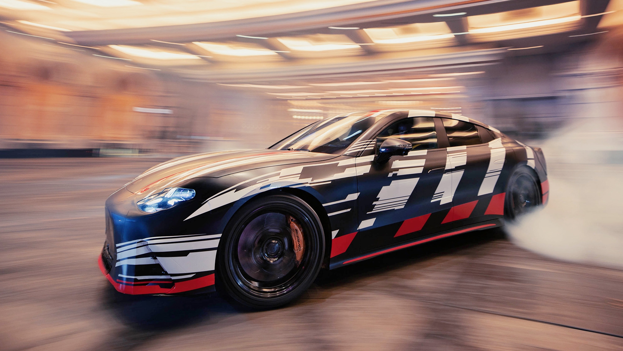 La última ‘bestia’ de Mercedes hace que Geoge Russell, piloto de F1 ...