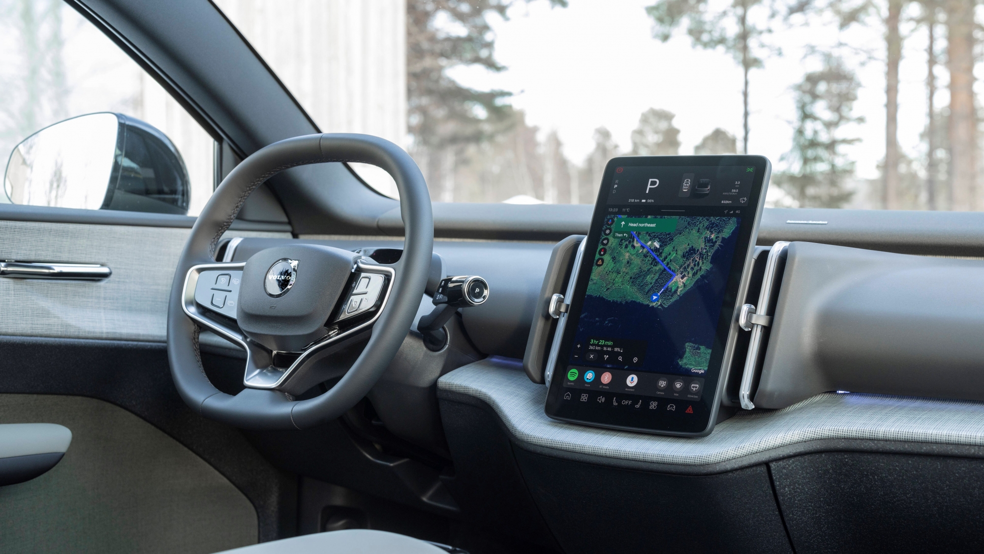 428 CV, tracción total y 'look' aventurero: probamos el Volvo EX30 ...