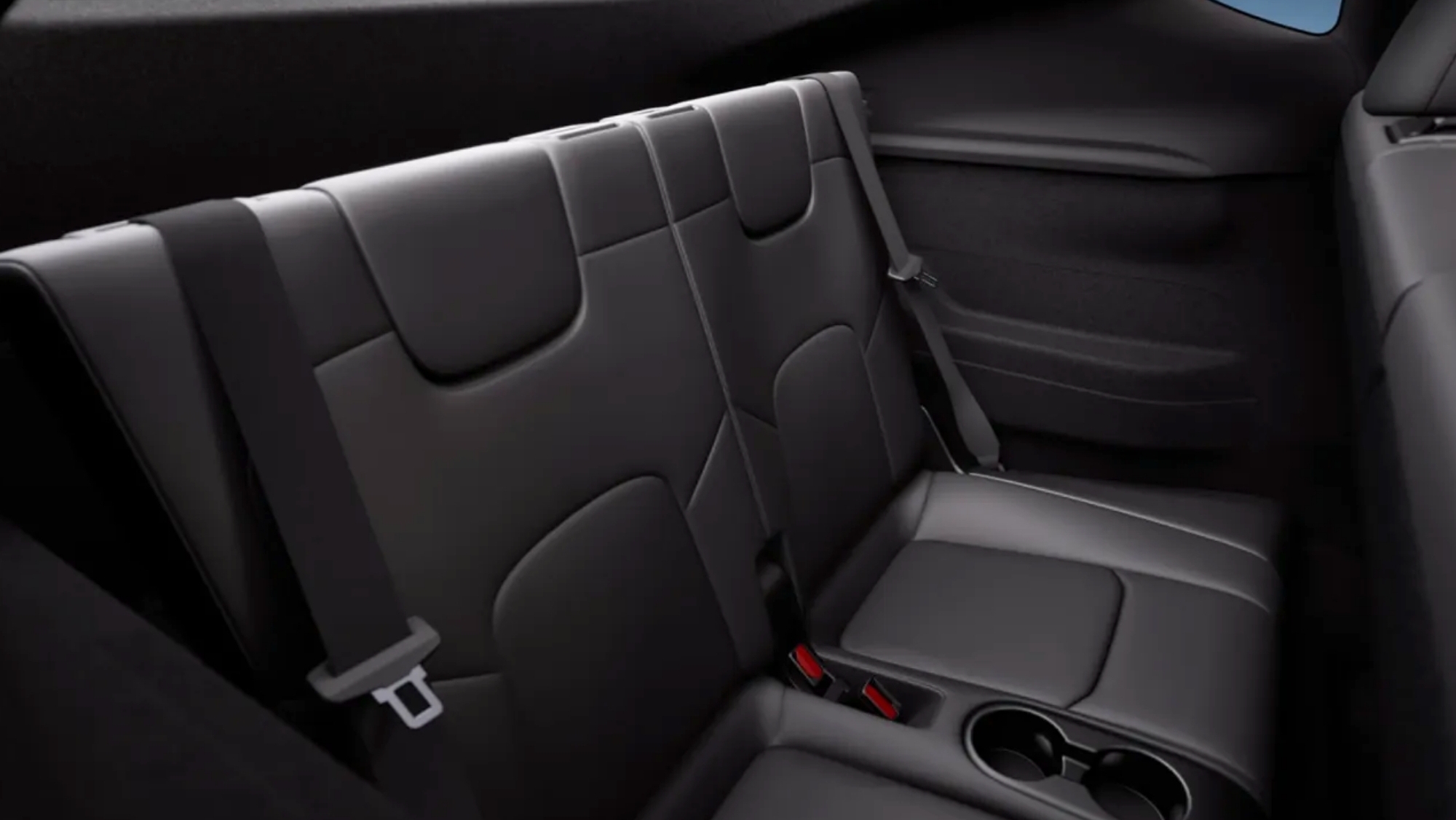 Tesla actualiza el Model Y para 2026: estrena la pantalla que todos ...