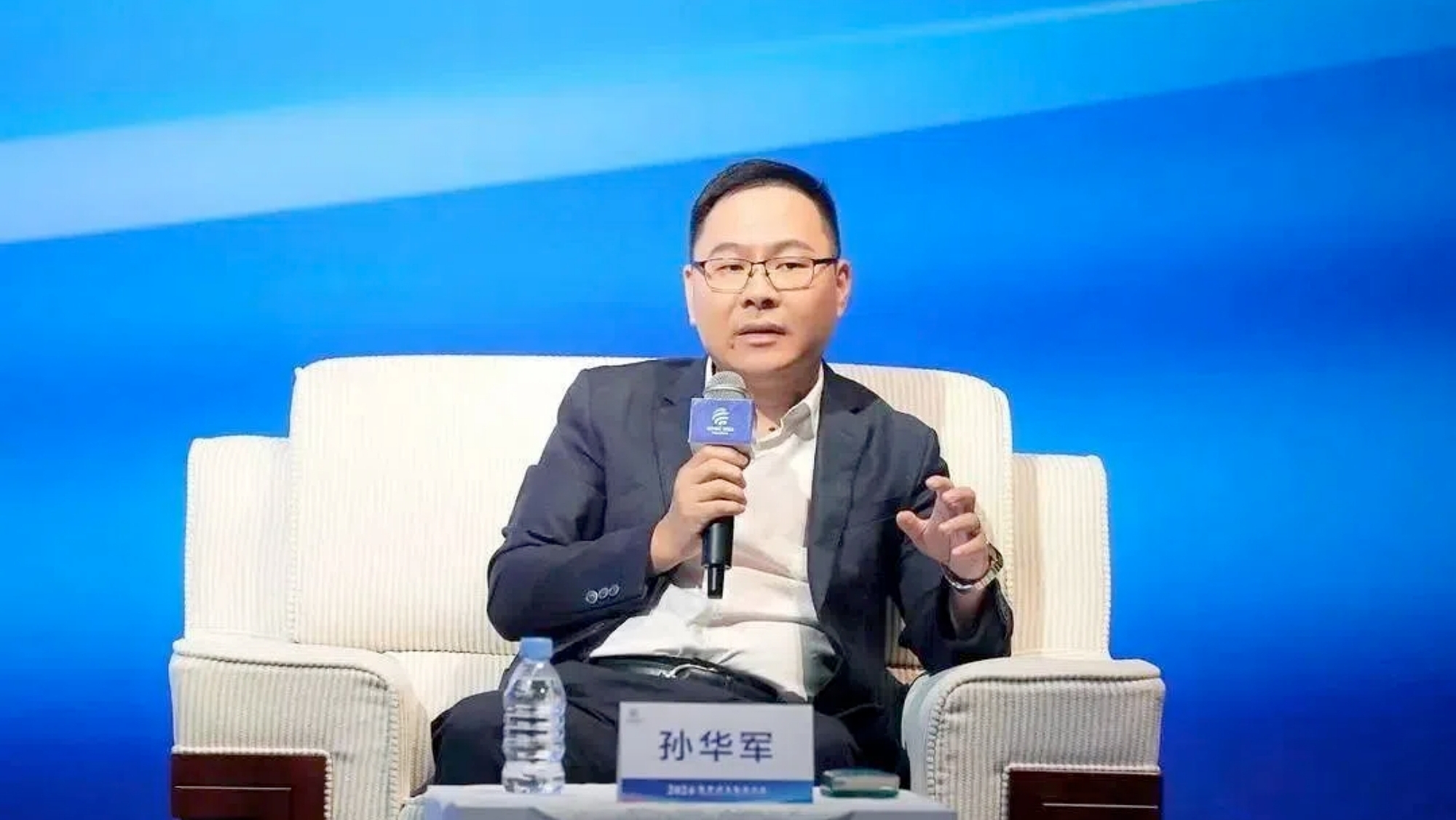 Sun Huajun, el responsable de tecnología de BYD, explica cómo su nueva ...