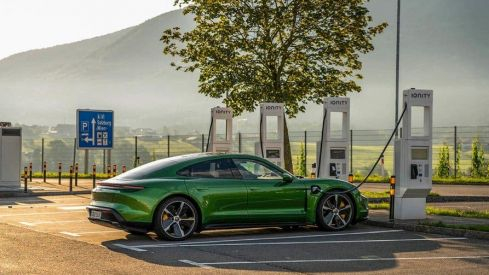 ¿Cuánto CO2 emite (indirectamente) un coche eléctrico en España?