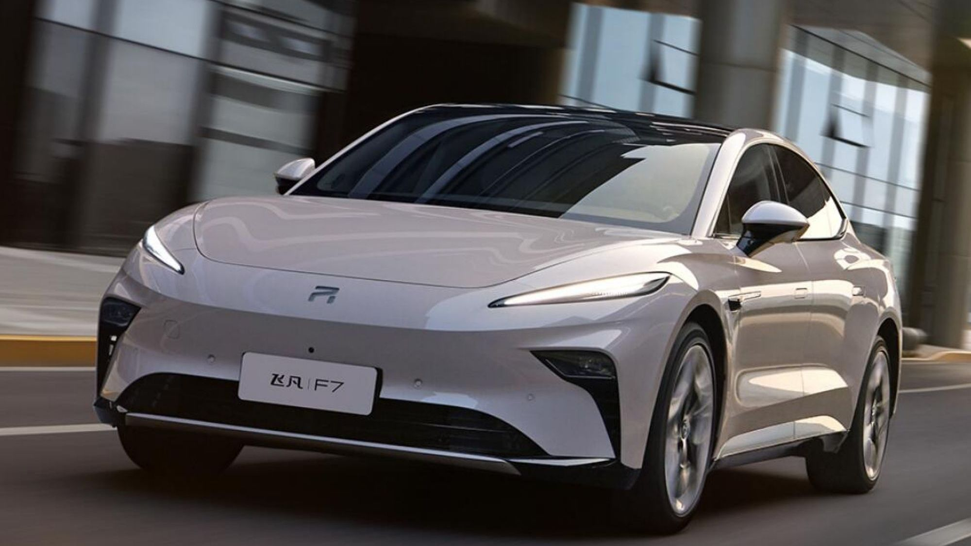 Rising F7 promete revolucionar el mercado con tecnología avanzada y ...