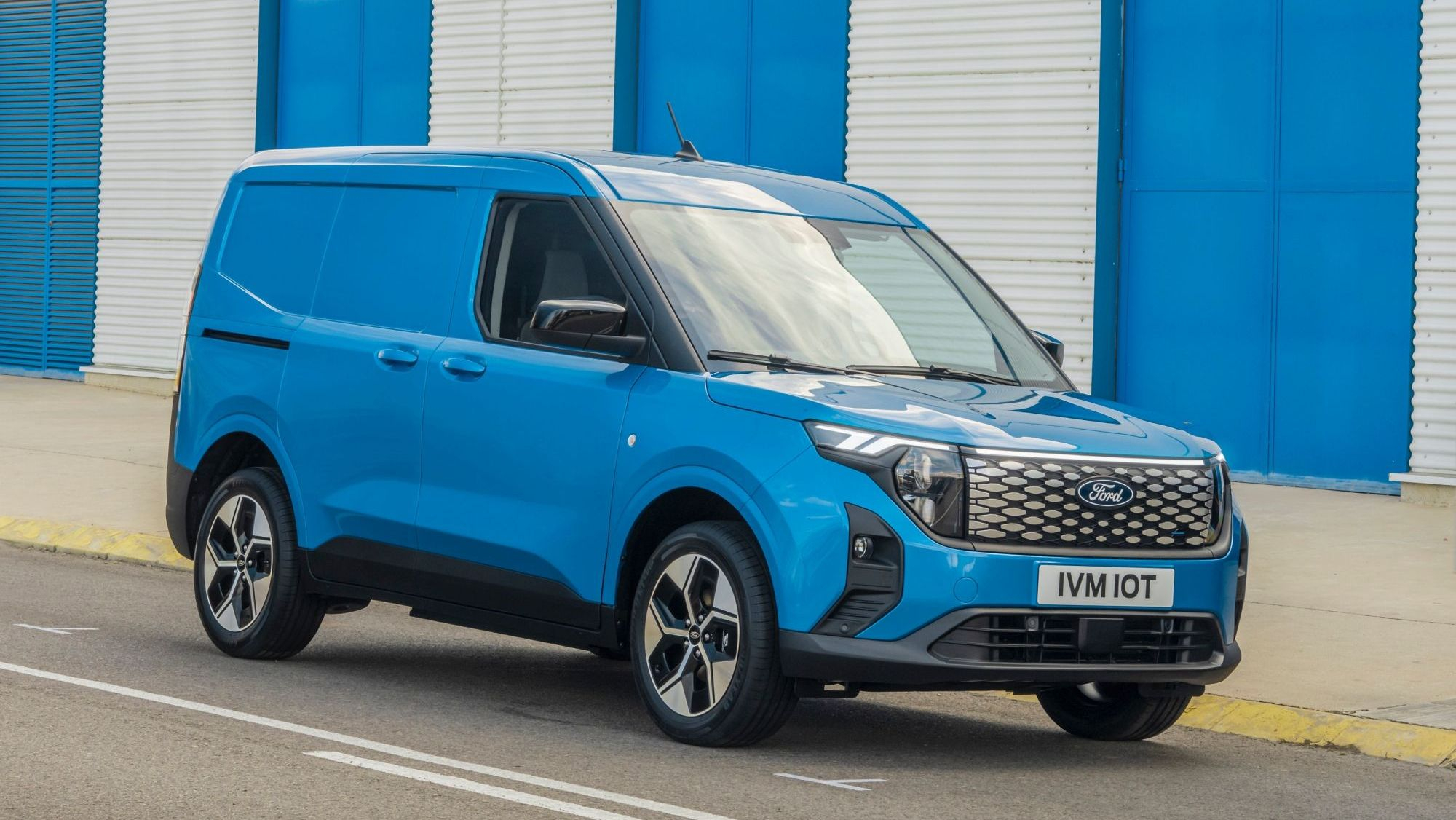 Ford E-Transit Courier: la nueva furgoneta eléctrica para la logística ...