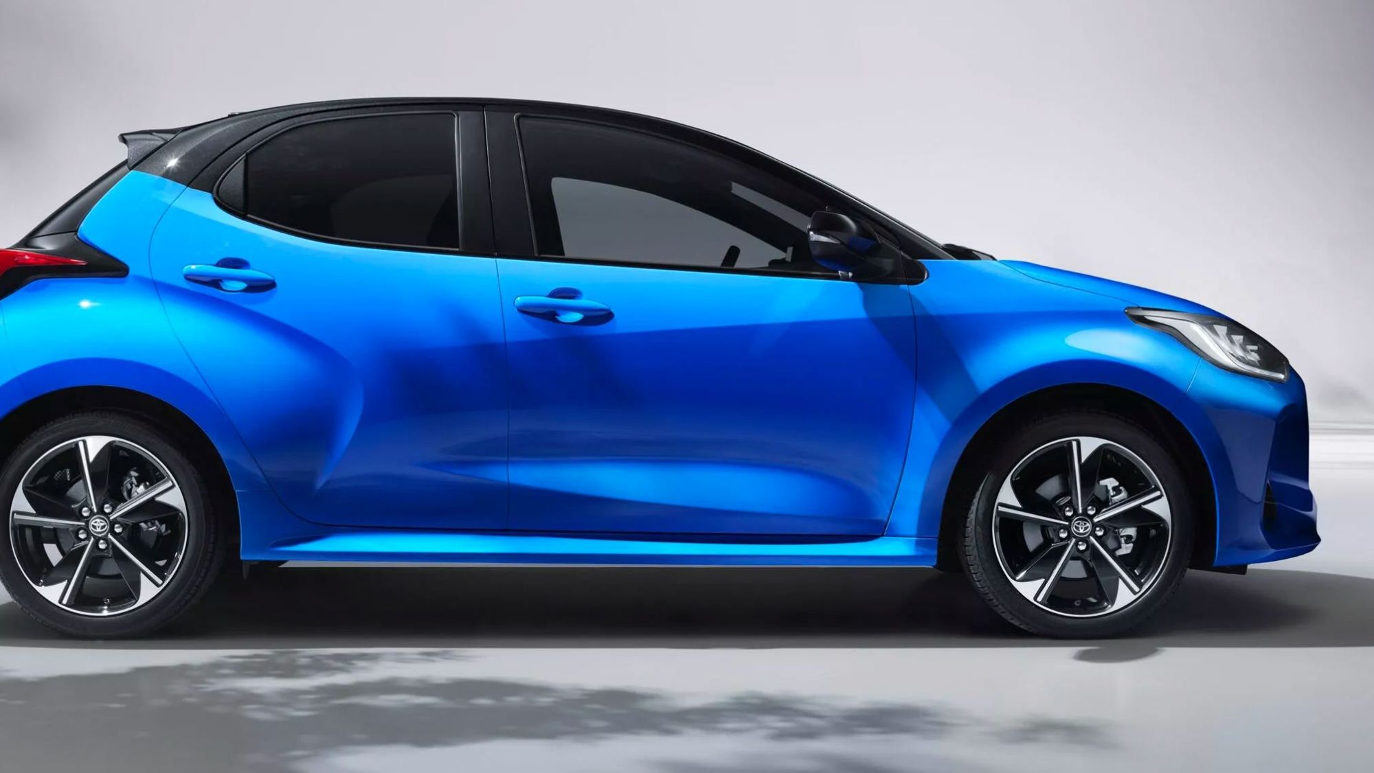 Toyota Yaris se renueva: nuevo motor híbrido y mejoras en diseño y ...