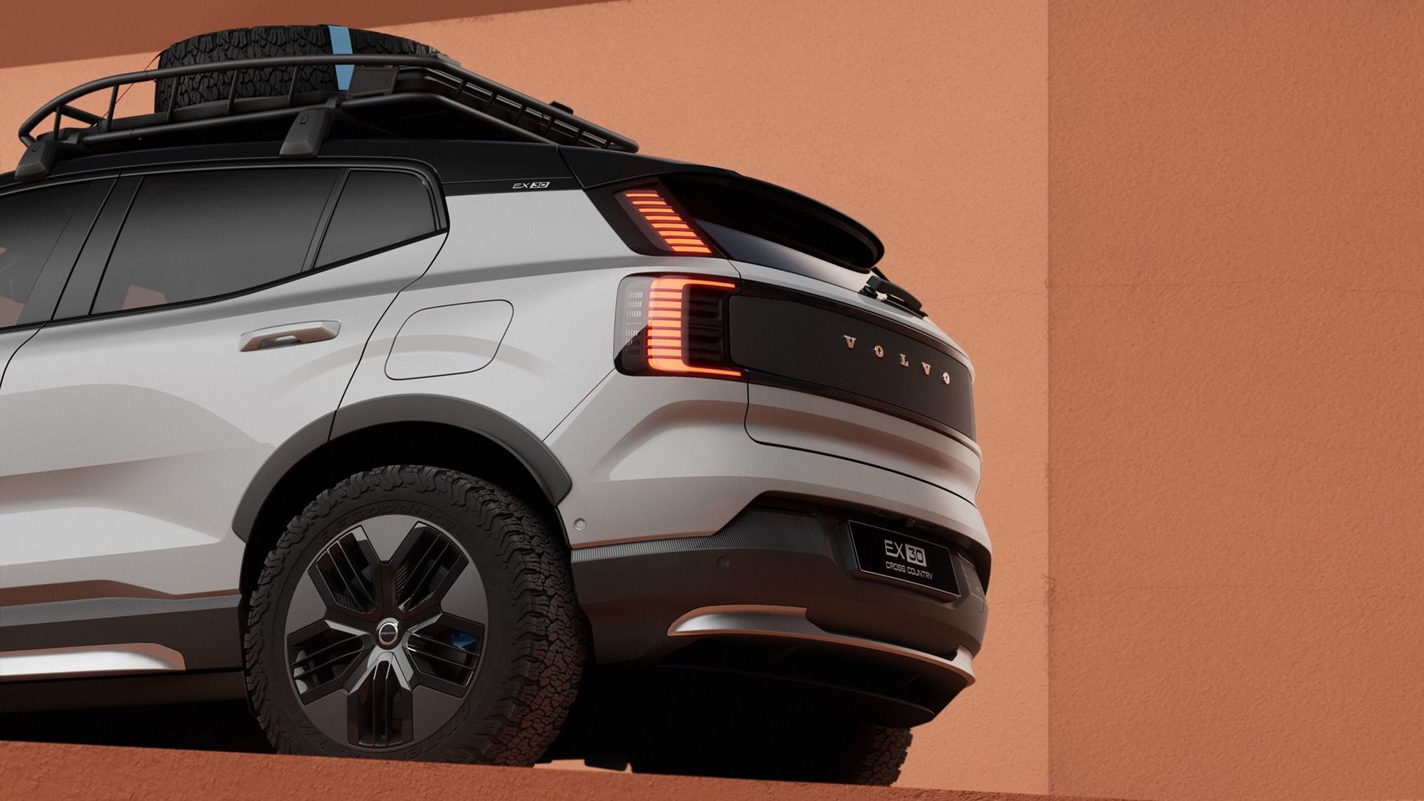 Volvo EX30 Cross Country: el SUV eléctrico compacto que se atreve con todo