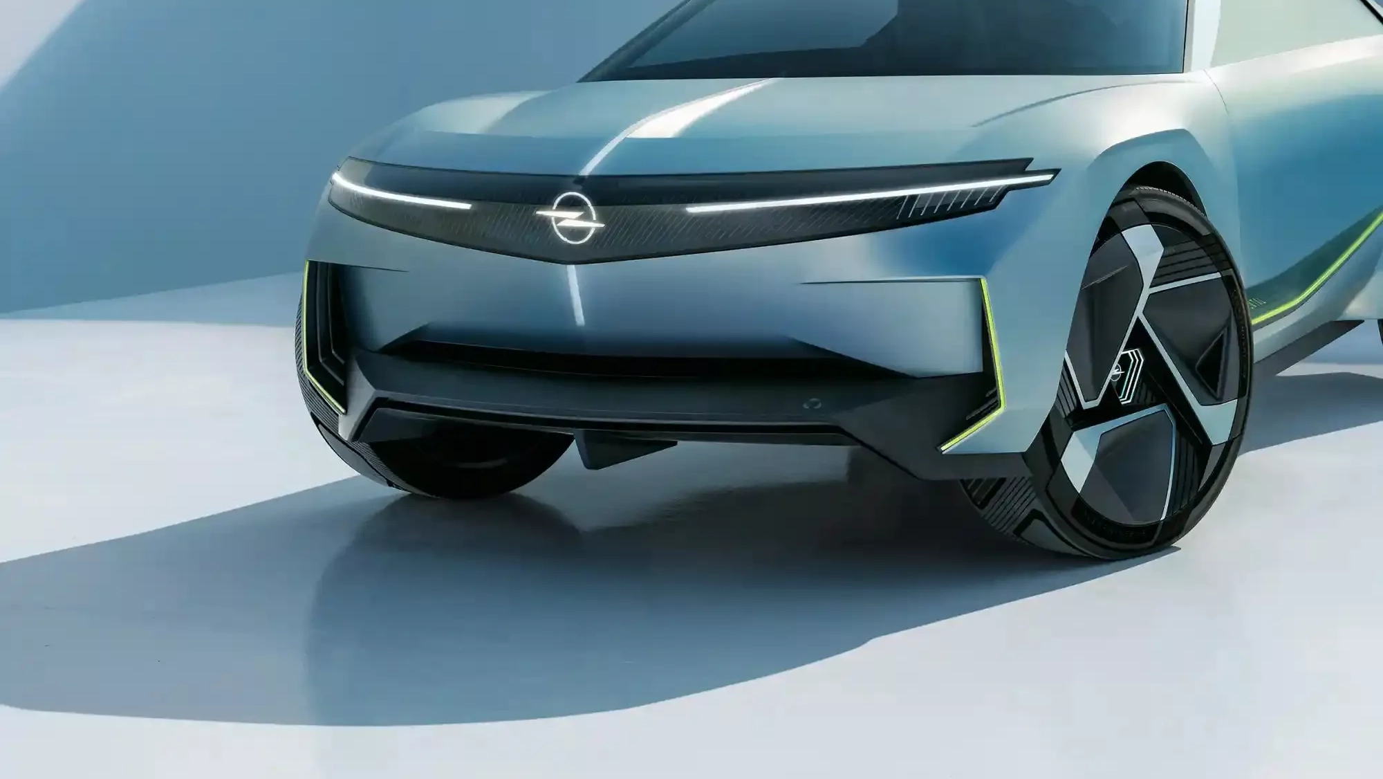 Opel apunta a ser 100% eléctrica en 2026 y lanza su modelo asequible