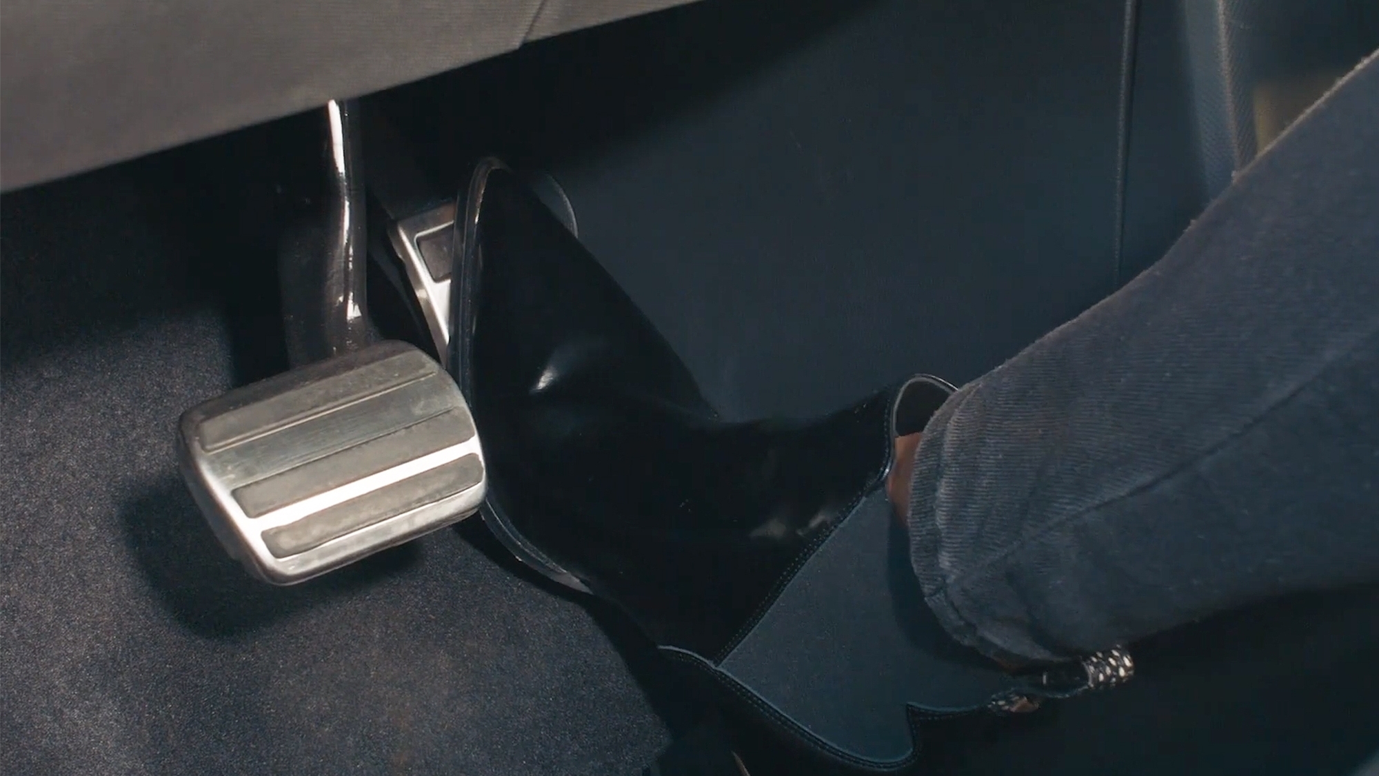 Conducción one-pedal: cómo funciona esta tecnología en coches ...