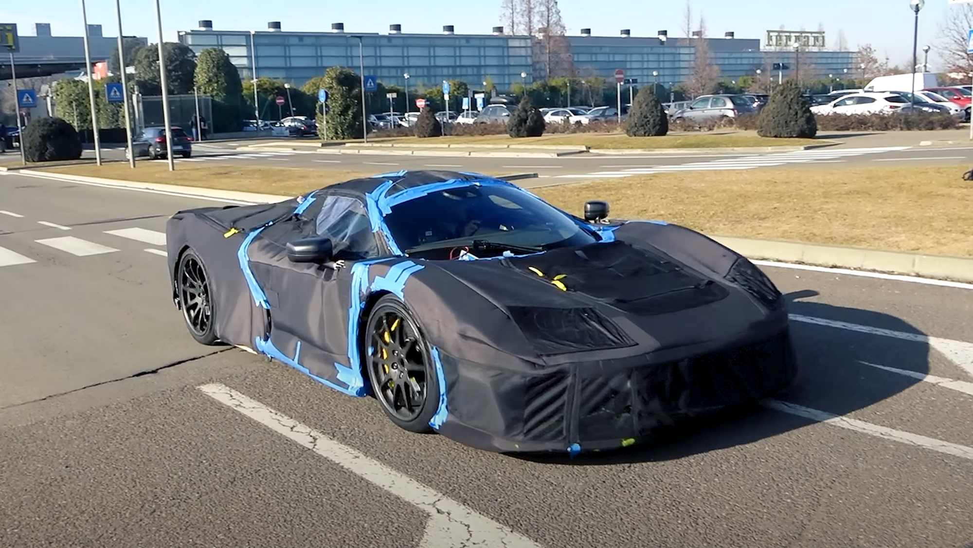 Hamilton a Ferrari y Preparativos para el Siguiente Hiperdeportivo ...