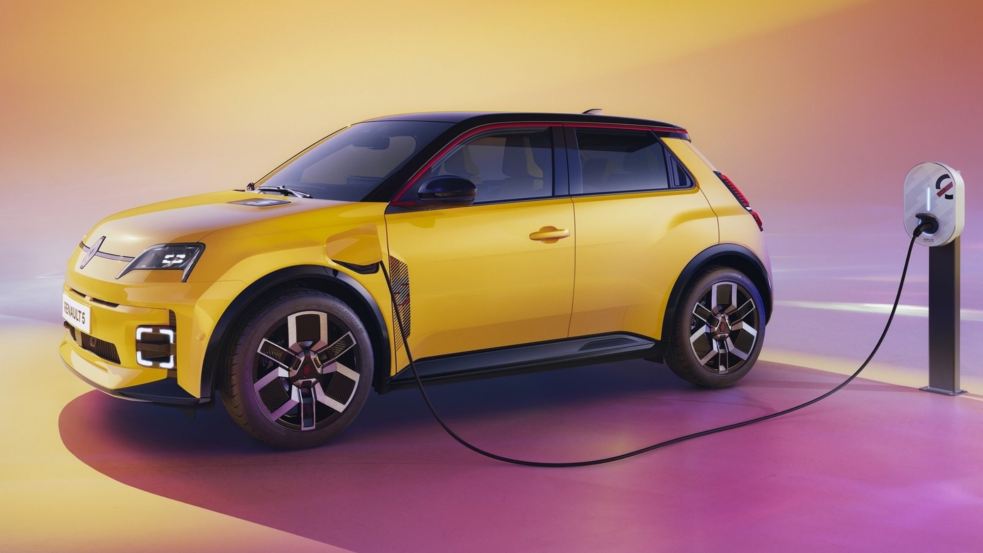 La nueva apuesta eléctrica de Renault: el Renault 5 arrasa con 50,000 ...