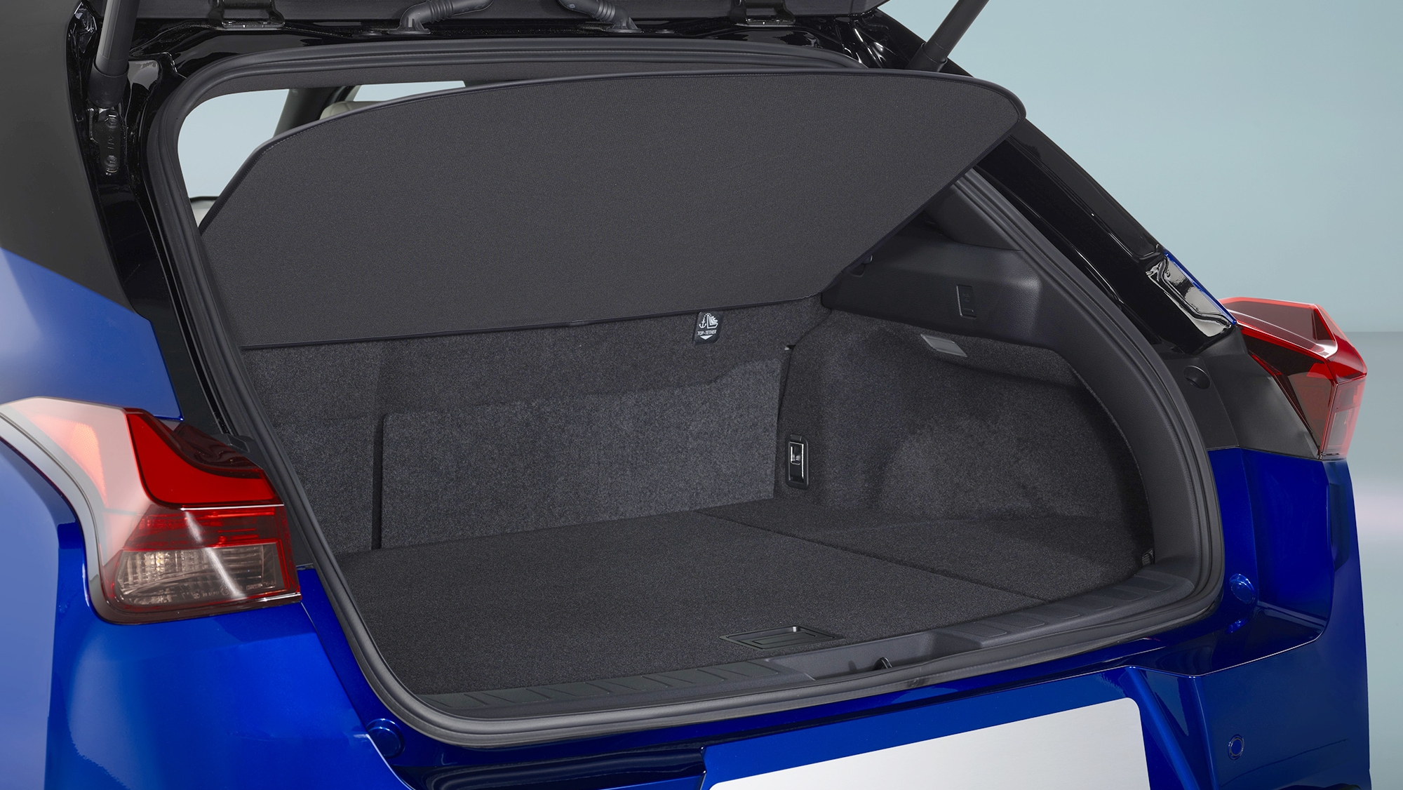 El Lexus UX se renueva: nuevo diseño, mejoras tecnológicas y más seguridad