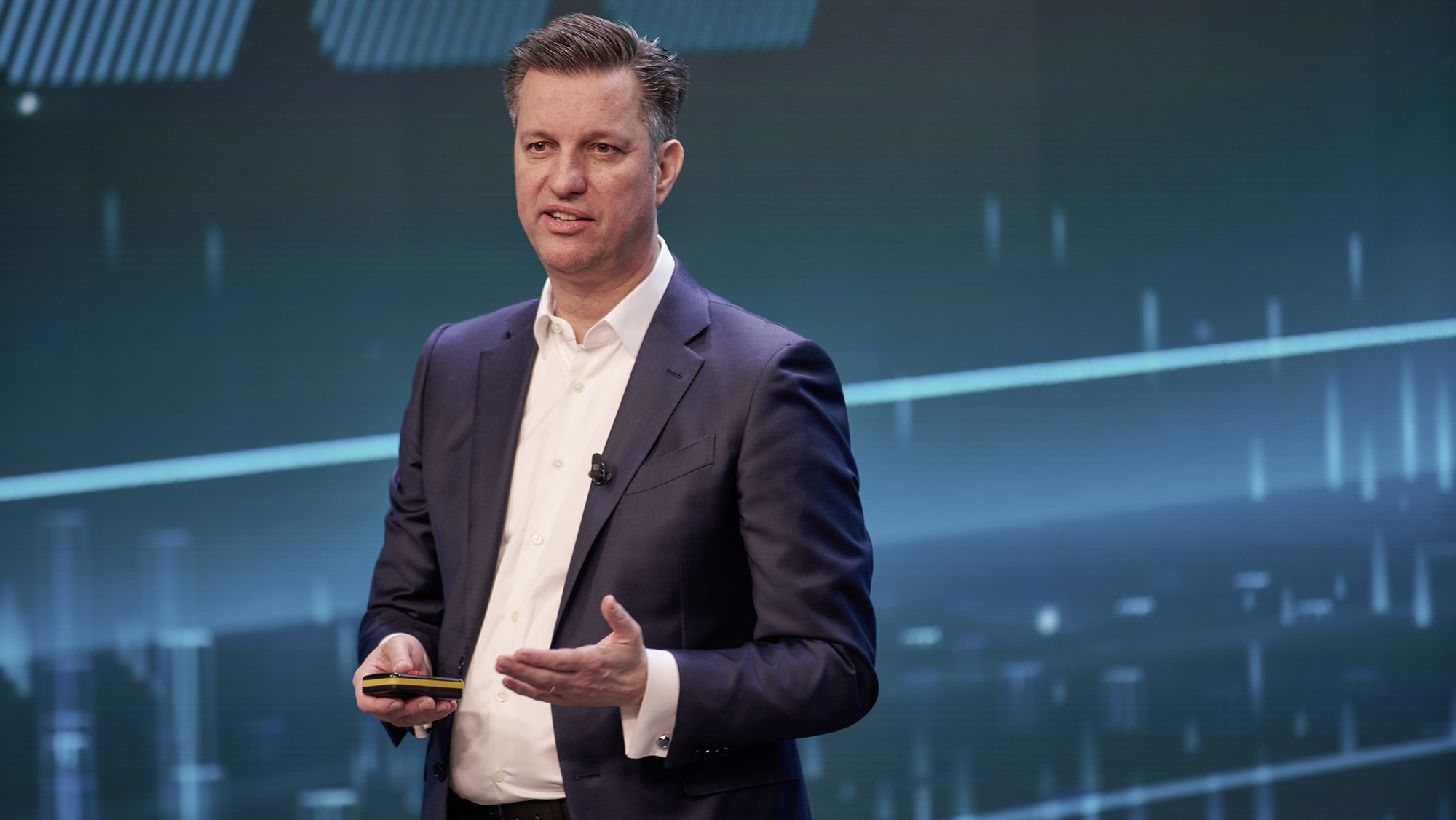 Caída en ventas de coches eléctricos: Tesla y BYD ceden terreno y ...