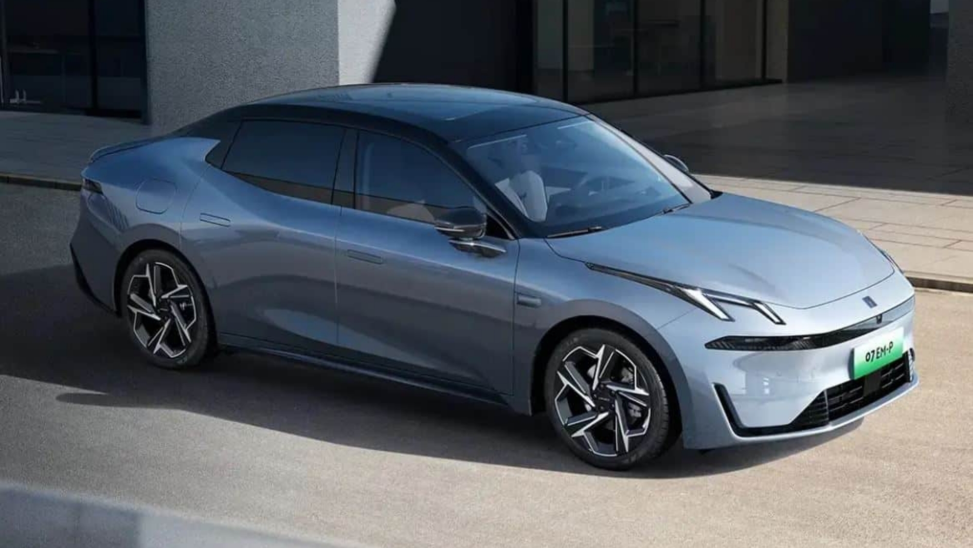 La berlina PHEV total: el Lynk & Co 07 demuestra lo barato que puede ...