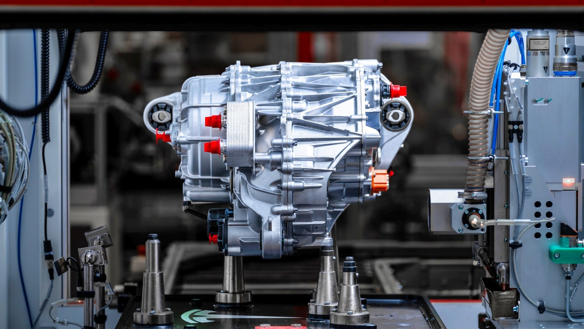 Tesla celebra la fabricación de su motor eléctrico número 10 millones