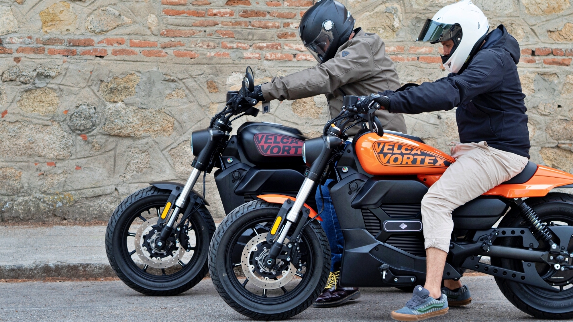 Velca presenta Vortex, la primera moto eléctrica custom en España