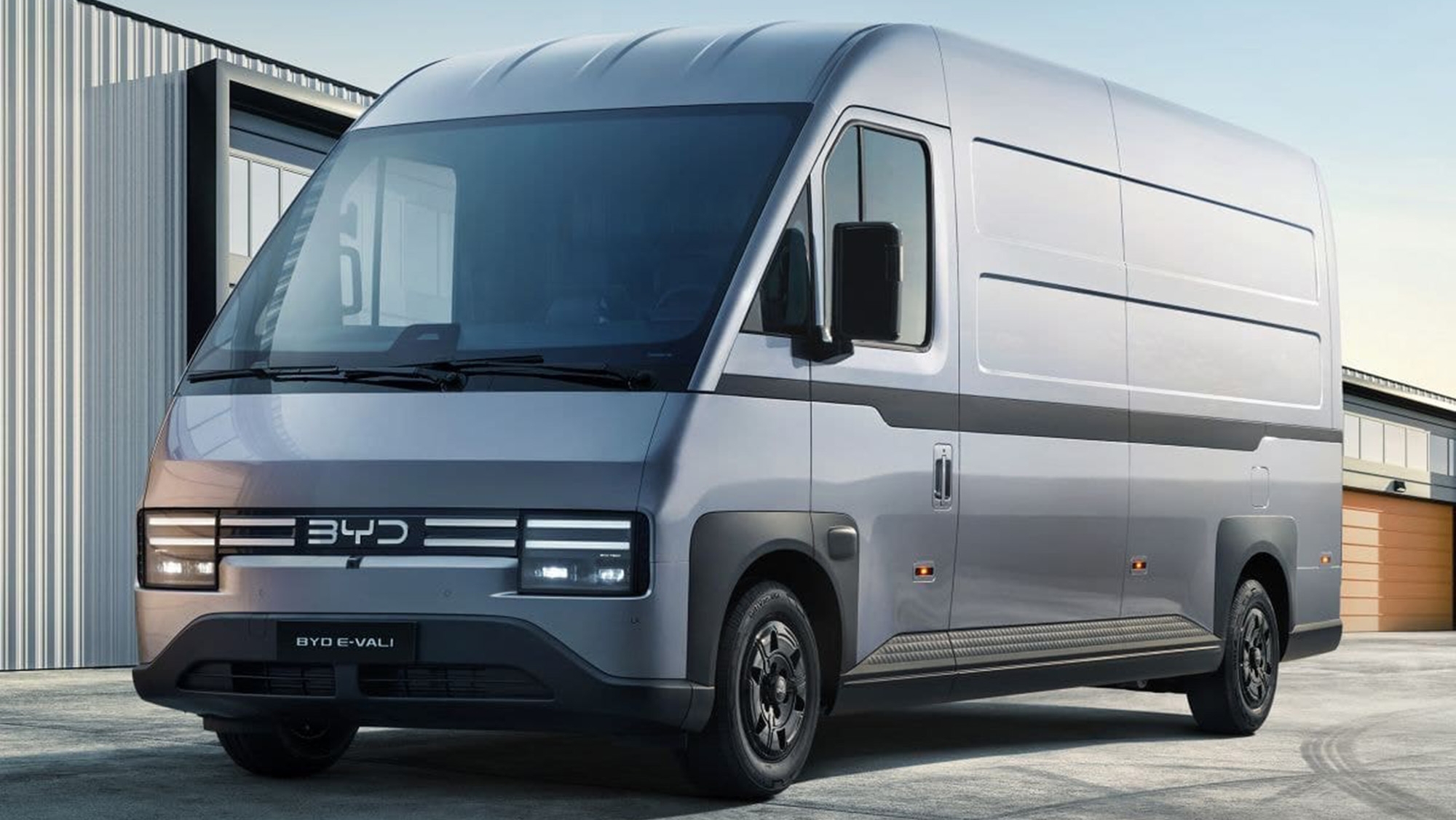 BYD presenta la furgoneta eléctrica E-Vali para el mercado europeo