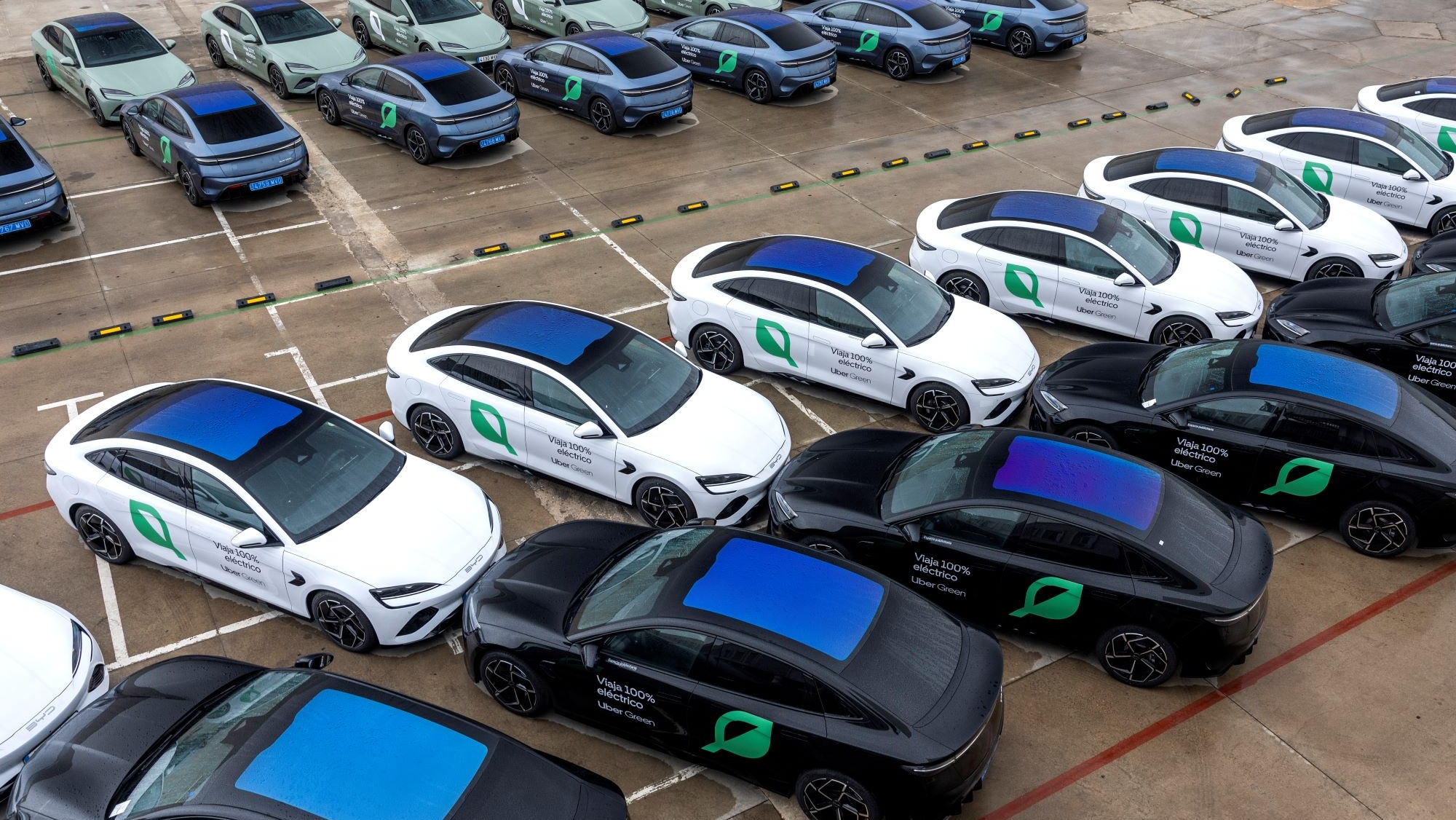Uber, BYD y Moove Cars impulsan la electrificación de las VTC en España