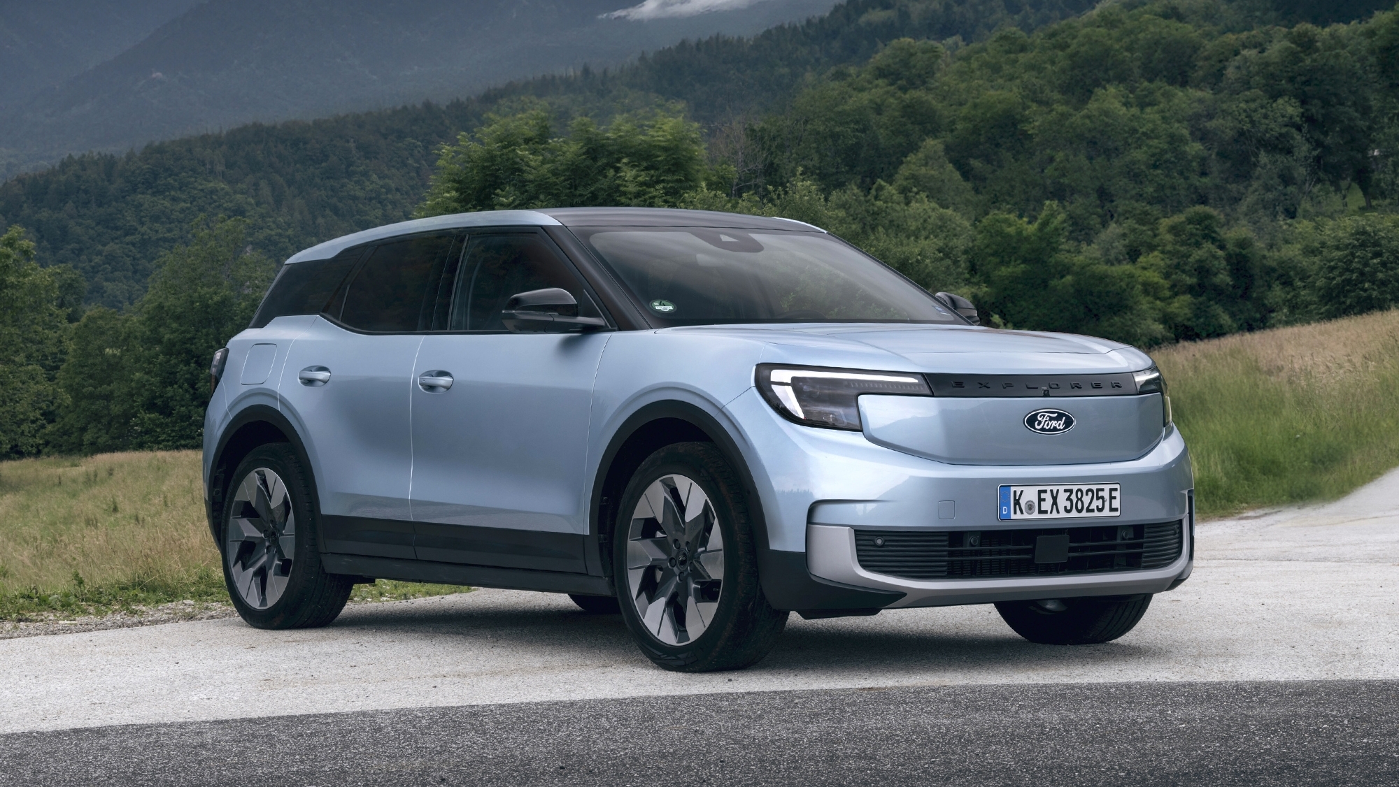 Ford Explorer EV (versión 2024): Precio, medidas, motor, interior y ...