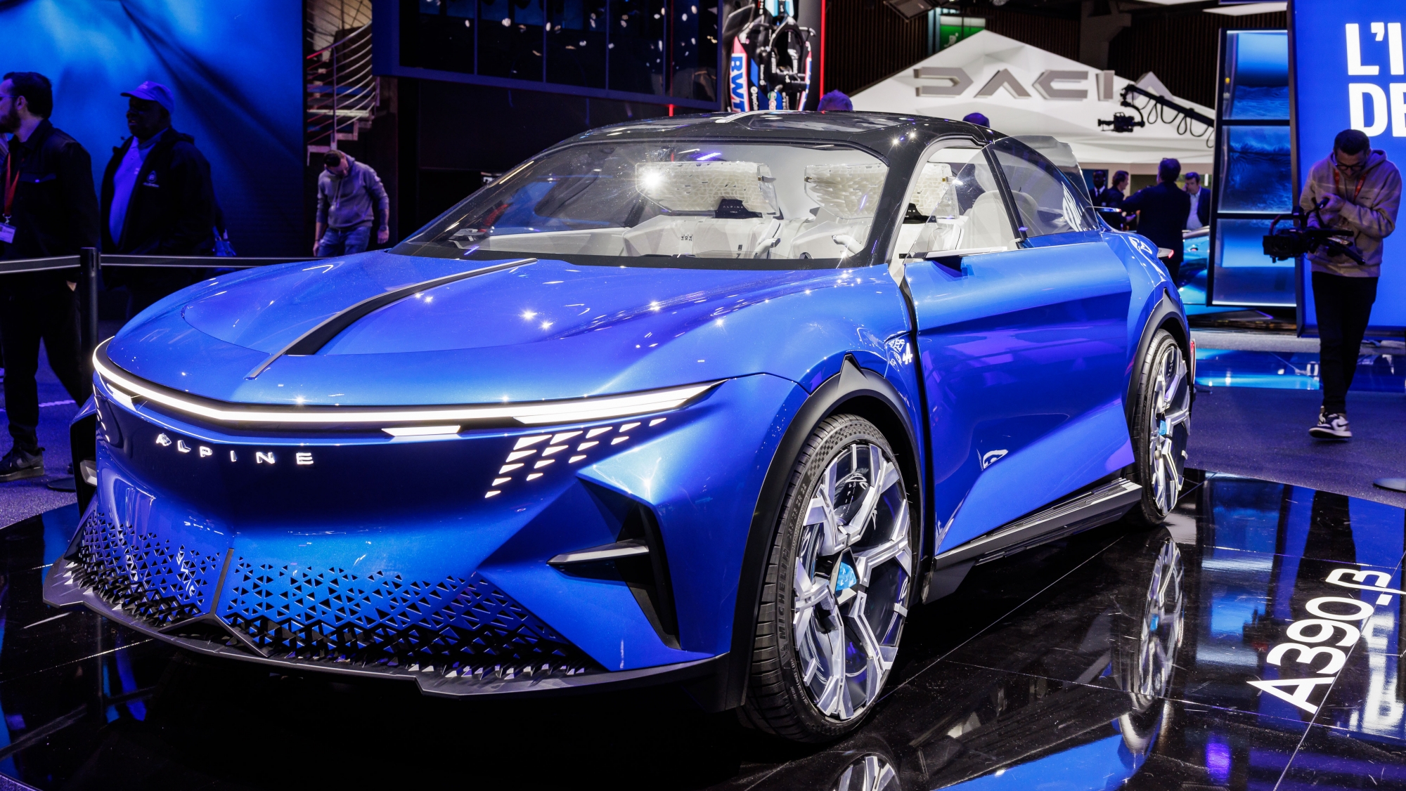 Alpine apuesta por eléctricos que aparentan ligereza sin serlo realmente