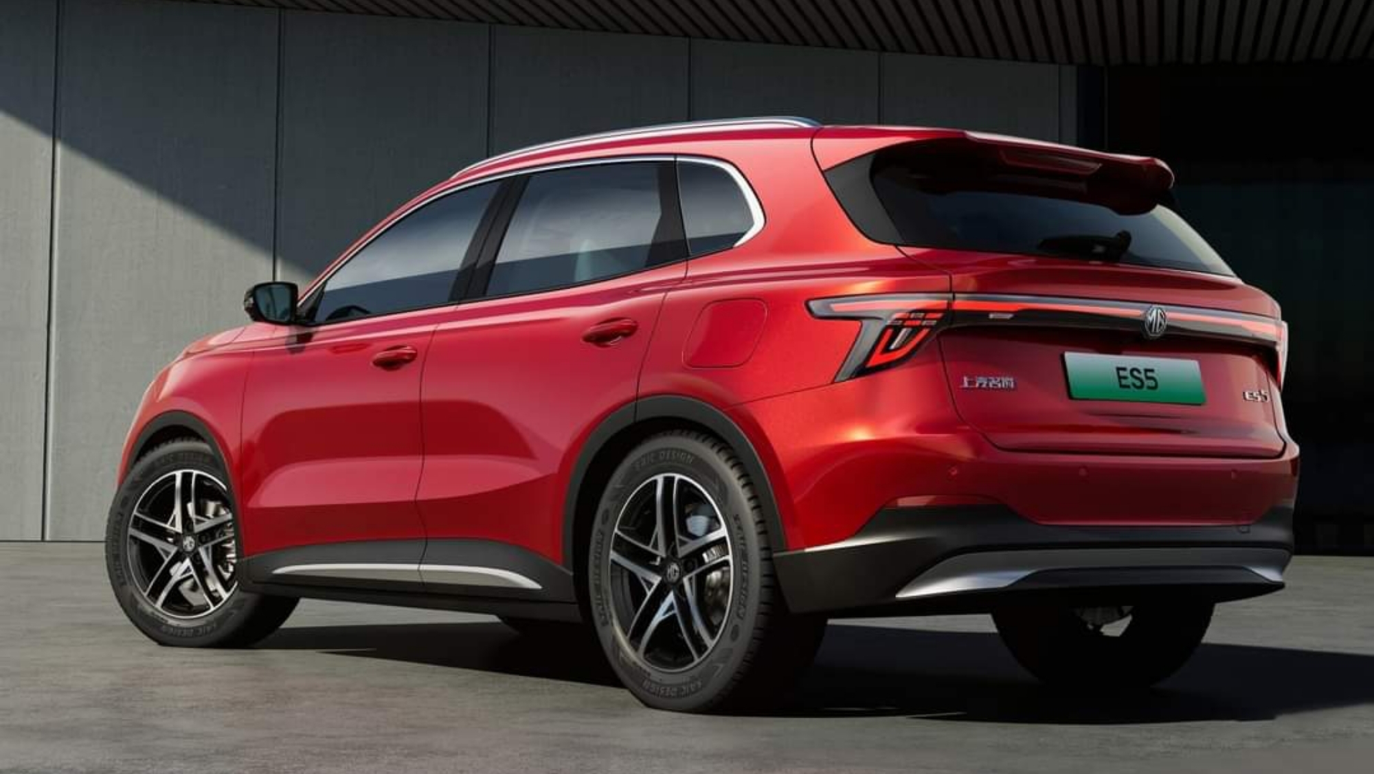 MG ES5 llega a Europa: un SUV eléctrico con gran diseño y precio atractivo