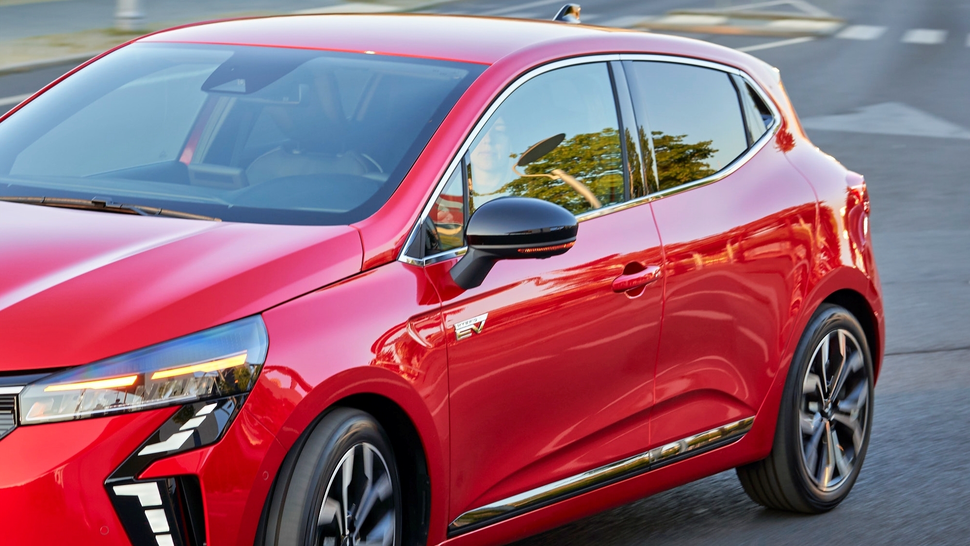 Mitsubishi Colt: una copia mejor equipada que el Renault Clio original