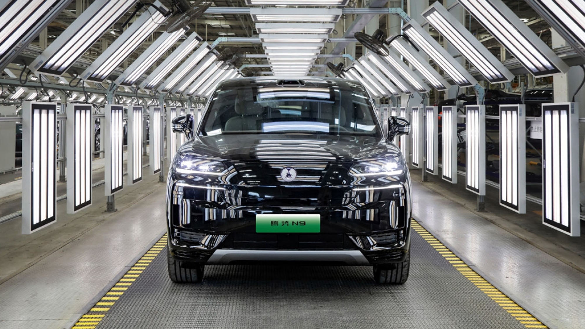 BYD empieza a fabricar su propio Range Rover mientras Europa lo espera ...