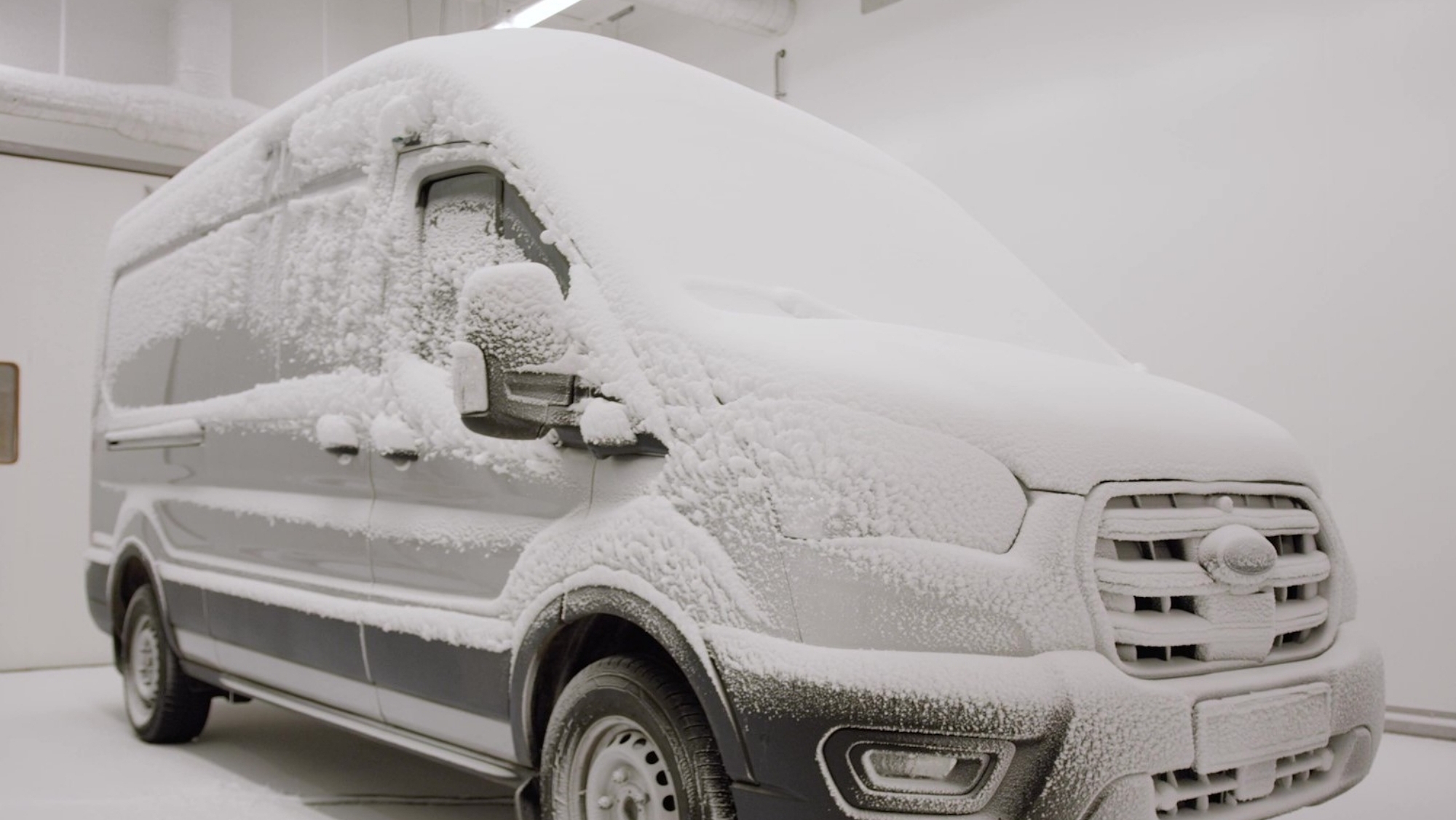 Cómo la nueva bomba de calor de Ford mejora la autonomía de coches ...